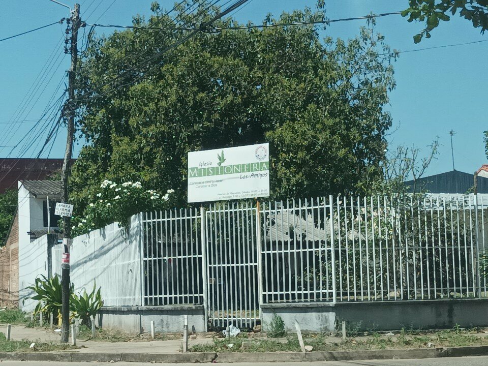 Dini dernekler Iglesia Misionera Los Amigos, Santa‑Krus, foto