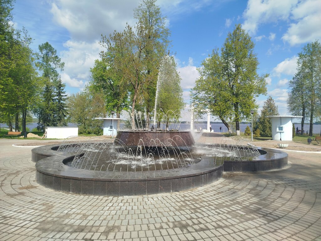 Çeşme Fountain, Vitebskaya oblastı, foto