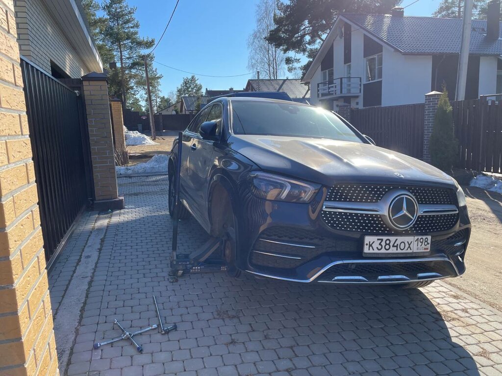 Oto lastik tamiri Shock absorbers, Moskova, foto