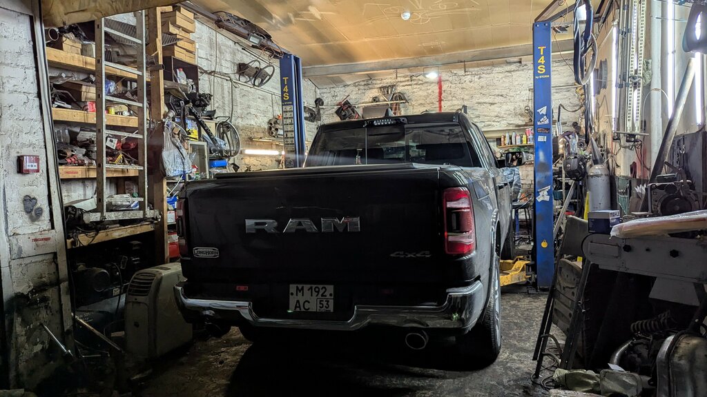 Otomobil servisi 23workshop, Saint‑Petersburg, foto