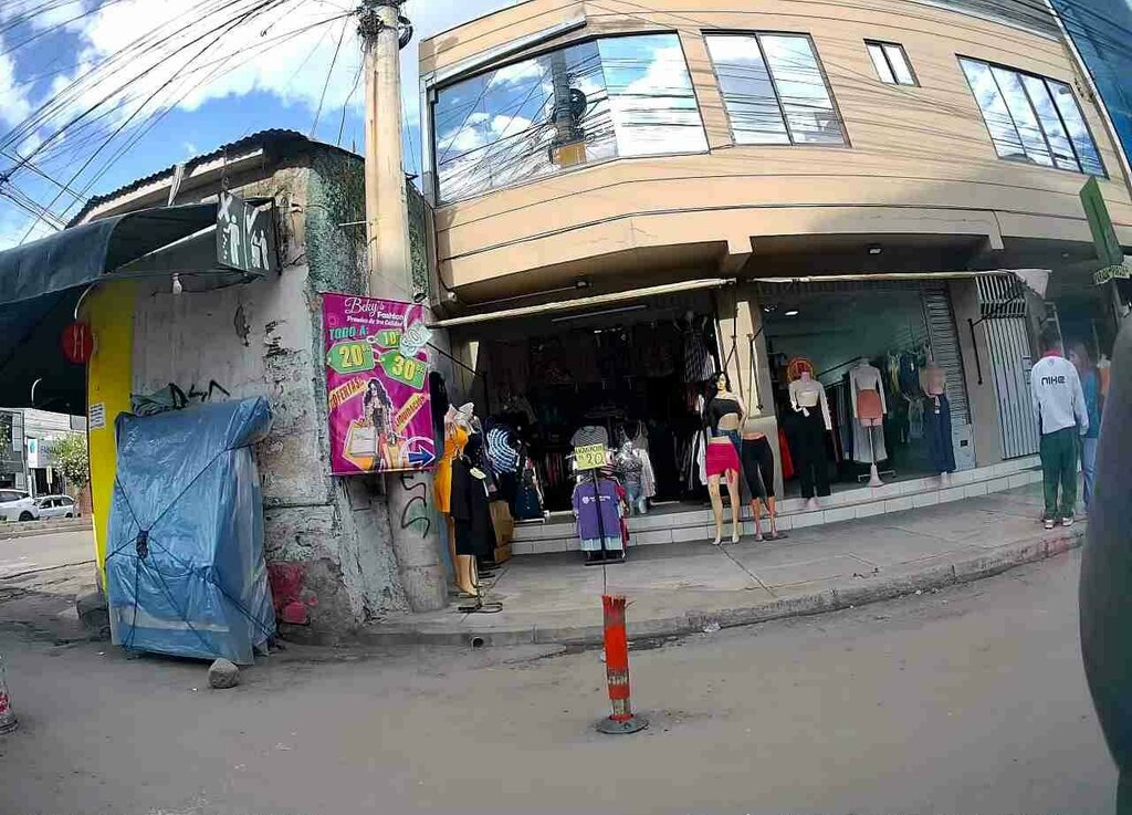 Giyim mağazası Beky'S Fashion, Cochabamba, foto