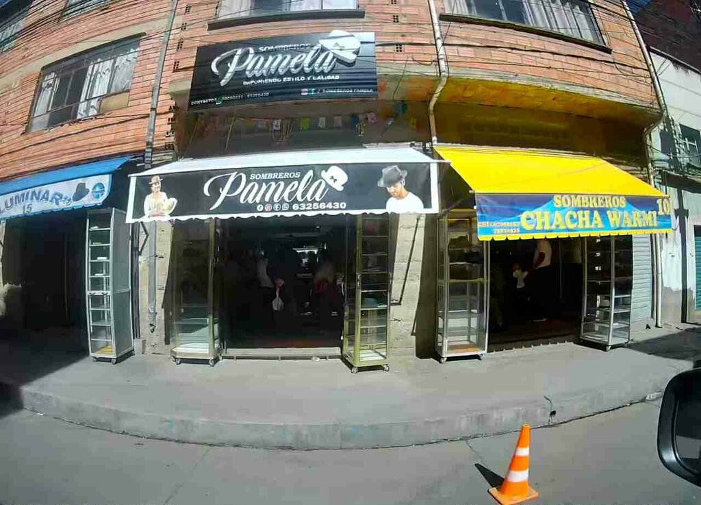 Giyim mağazası Sombreros Pamela, El Alto, foto