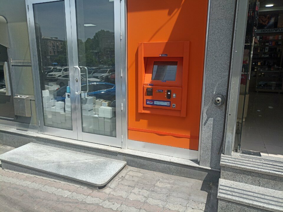 Ödeme terminali Telcell, Erivan, foto