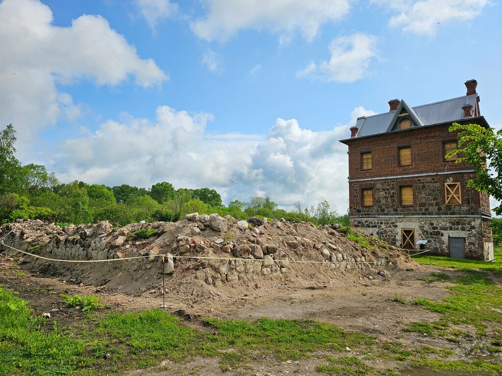Turistik yerler Руины молочни, Saint‑Petersburg ve Leningradskaya oblastı, foto