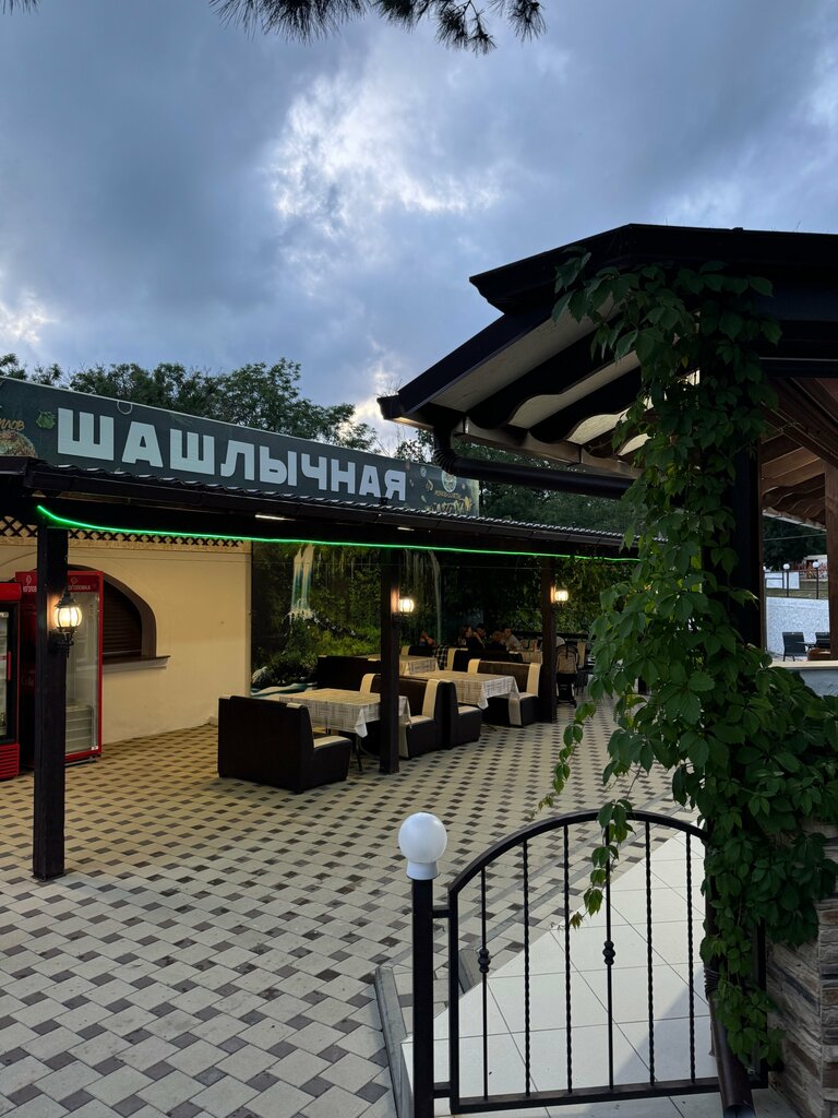 Kafe Шашлычный двор, Krasnodarski krayı, foto