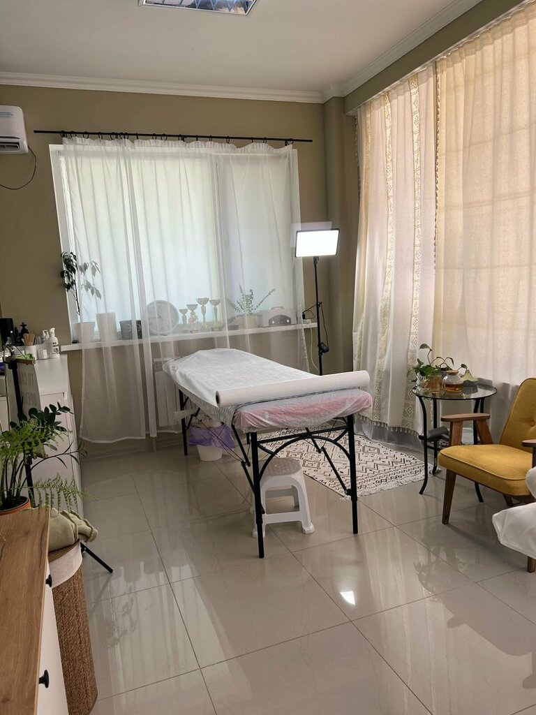 Güzellik salonu Обновление, Goriaçi Kliuç, foto