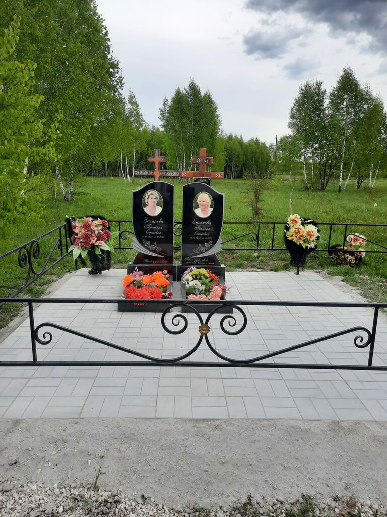 Heykel ve mezarlık taşı üreticileri Памятники и ограды, Tula, foto