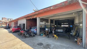 Kayılar Oto Hasar Onarım Merkezi (İstanbul, Ümraniye, Yamanevler Mah., Güven Sanayi Sitesi, y blok), otomobil servisi  İstanbul'dan