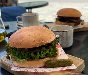 Shame Burger (Myasnikyan Street No:33), kafe  Dilican'dan