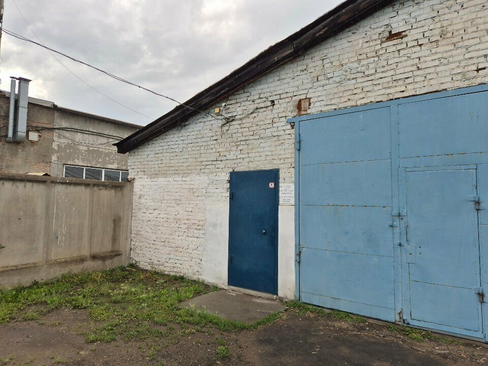 Otobüs yedek parça PAZ-servis, Omsk, foto