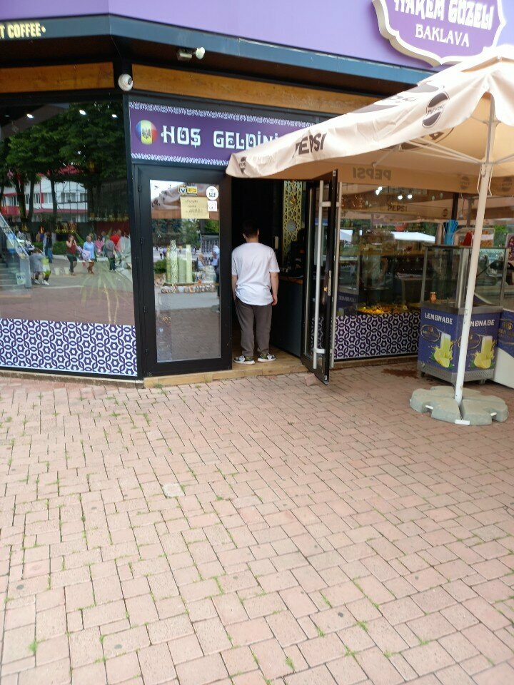 Kahve dükkanları Harem Guzeli, Beltsi, foto