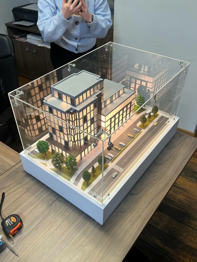 Düzen yapma Нева Макет, Saint‑Petersburg, foto