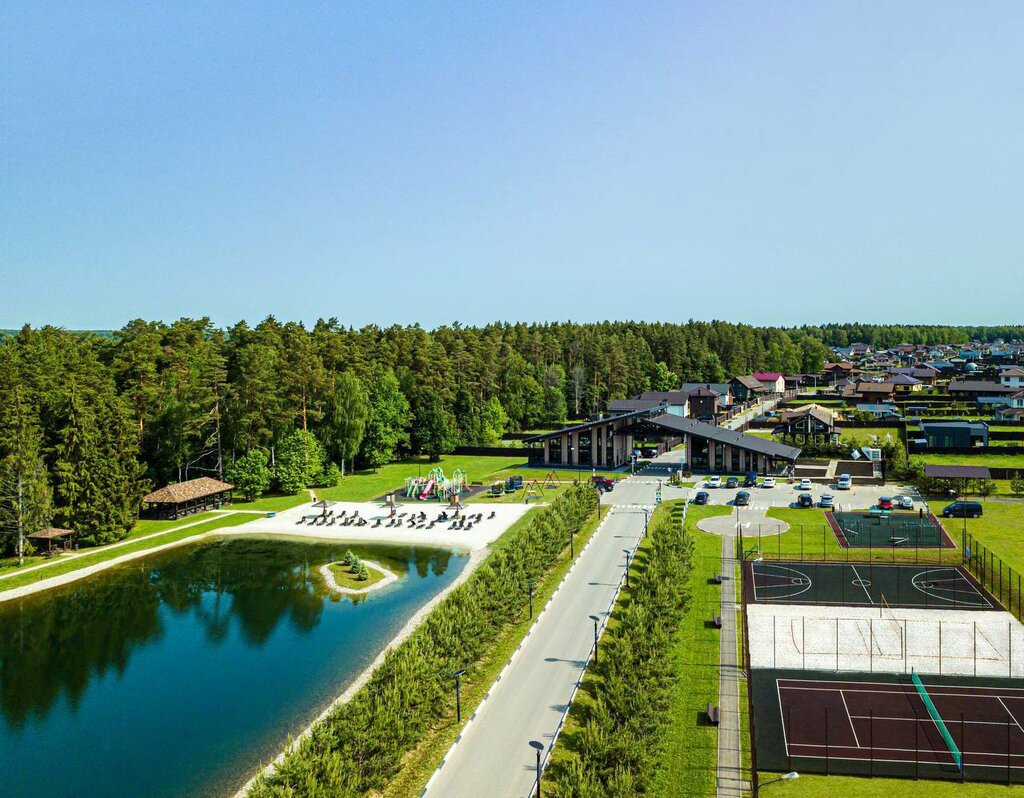 Arazi dizisi Zemlya Mo, Moskova, foto