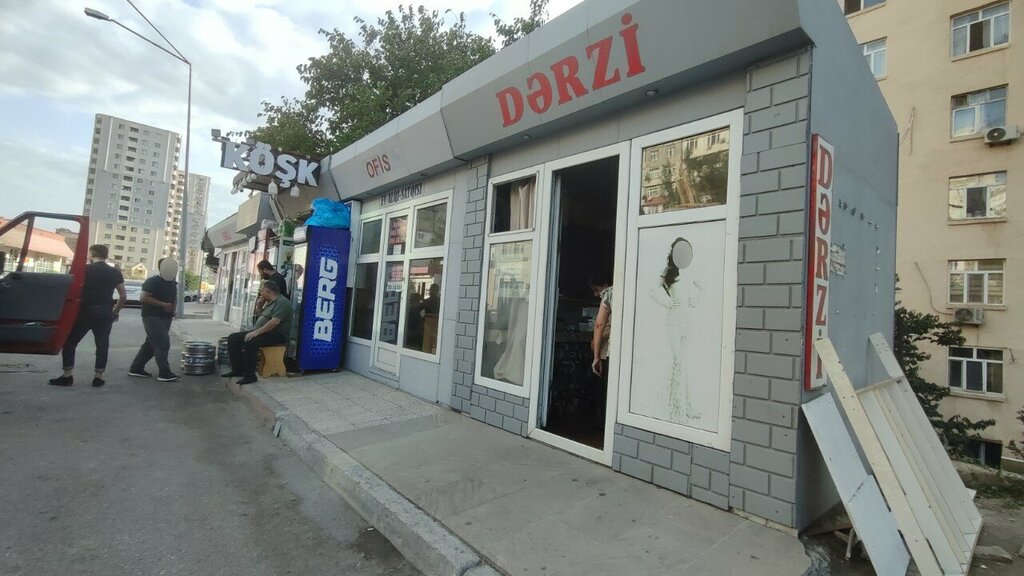 Emlak ofisi Ev Alqı-Satqısı, Bakü, foto