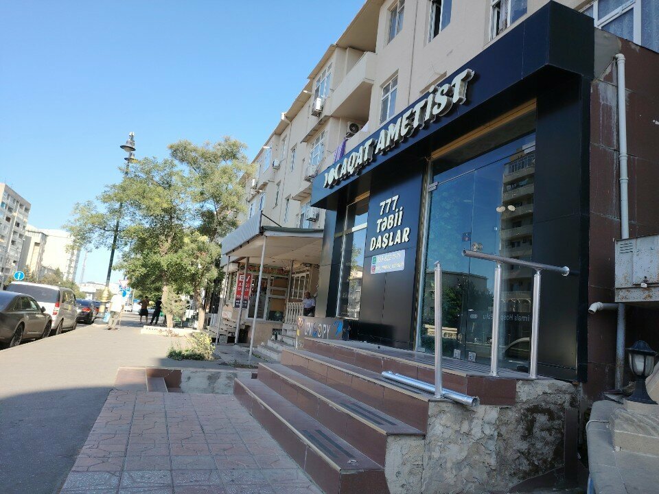 Değerli taşlar Aqat Ametist, Bakü, foto