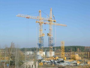 Vinç firmaları Krani Kb, Arhangelsk, foto