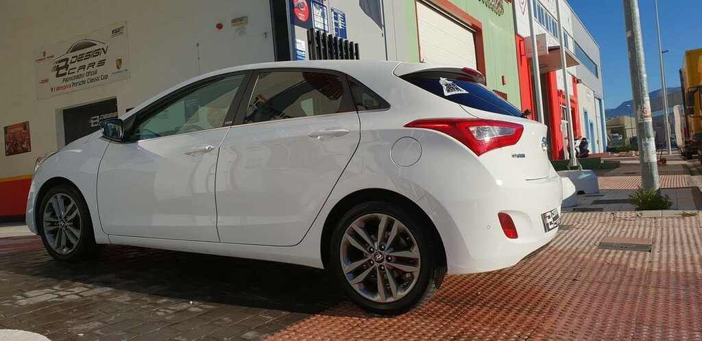 Oto kaporta Design Cars Peligros, Endülüs, foto