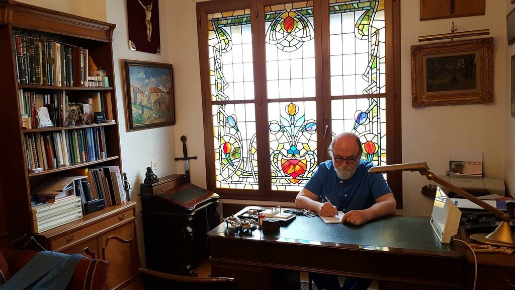 Özel ağız ve diş sağlığı klinikleri ve muayenehaneleri Cirujano Maxilofacial Dr. Rodríguez Del Val, Burgos, foto