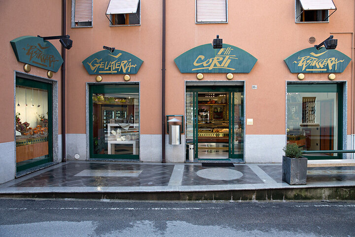 Ekmek fırını Pasticceria Corti Paolo, Lombardiya, foto