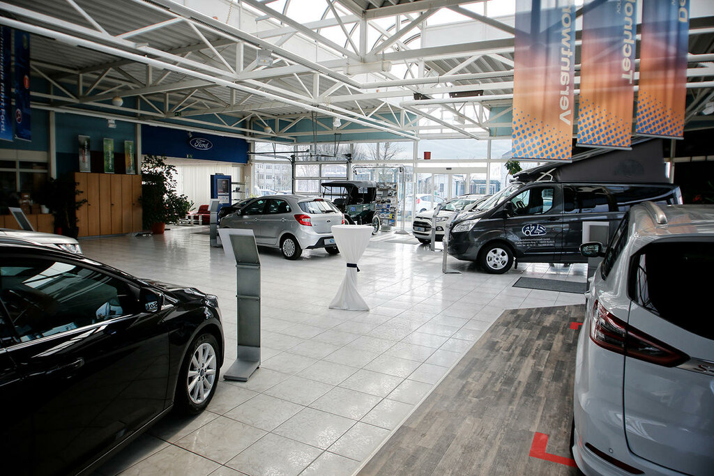 Otomobil satış galerileri AutoZentrum Südstadt GmbH, Rostok, foto