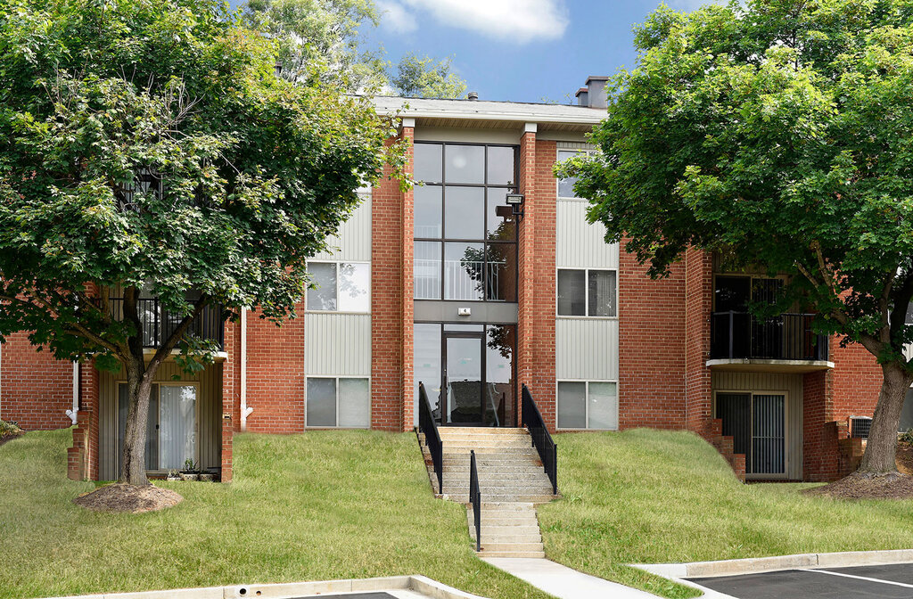 Emlak ofisi Doncaster Village Apartments, Maryland Eyaleti, foto