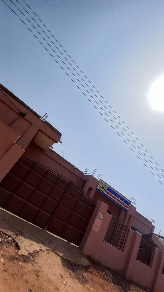 Protestan kilisesi Fountain Gate Assemblies Of God, Akra, foto