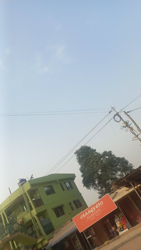 Toptan satış mağazaları Osaagyefo, Dünya, foto