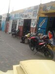 Ets Auto Sharjah (Brazzaville, Avenue des Trois Martyrs), oto aksesuarları  Brazzaville'den