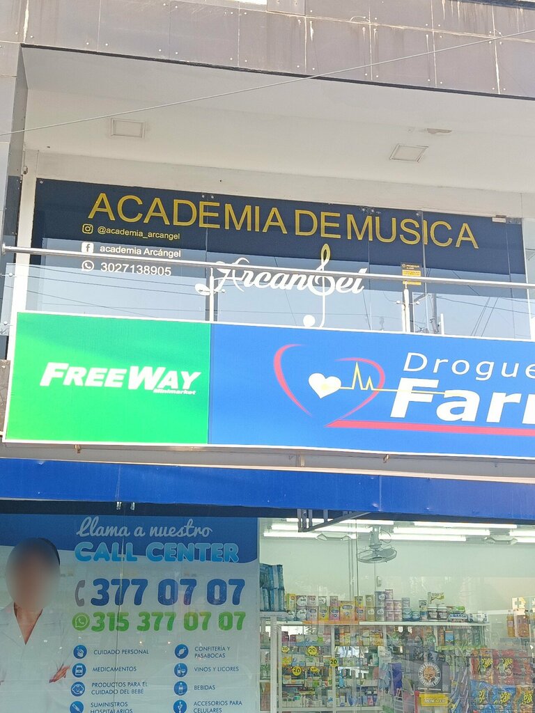 Müzik okulları ve konservatuarlar Academia de Música Arcángel, Barranquilla, foto