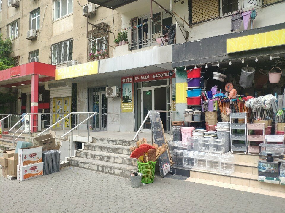 Emlak ofisi Ofis, Bakü, foto