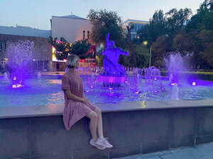 Fountain (Rostov-on-Don, Bolshaya Sadovaya Street), çeşme  Rostov‑na‑Donu'dan