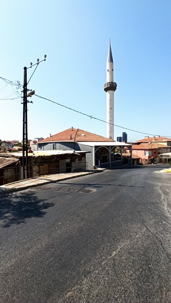 Cami Gülsuyu Recepağa Cami, İstanbul, foto