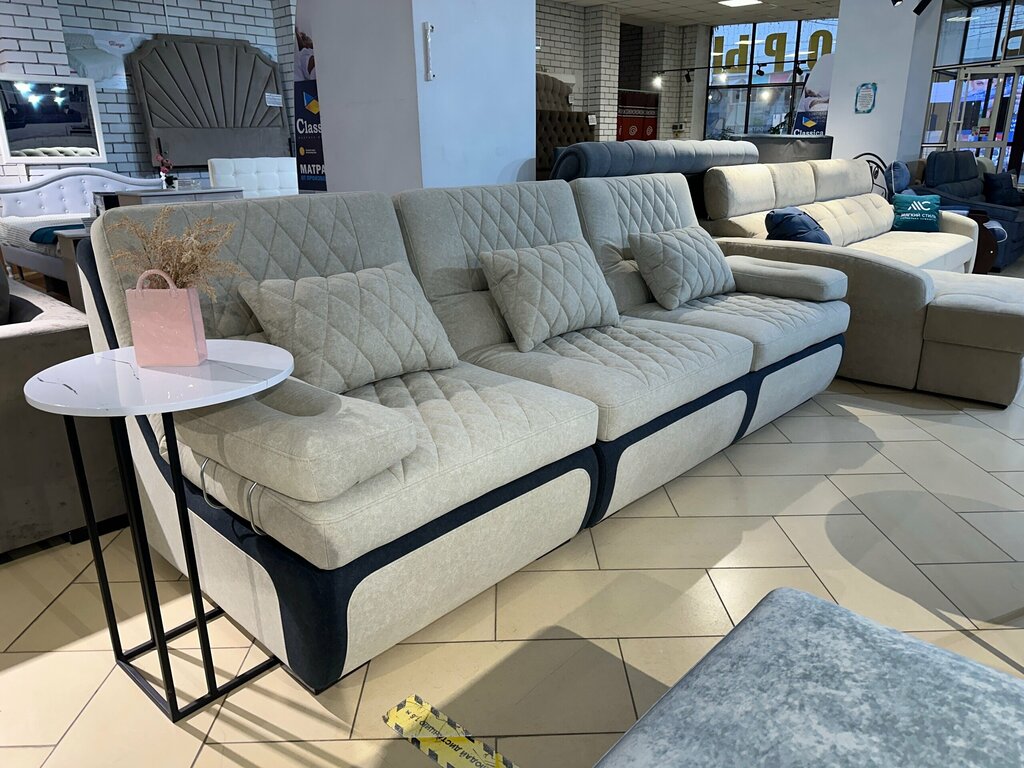 Özel mobilya yapımı Adriano, Ulyanovsk, foto