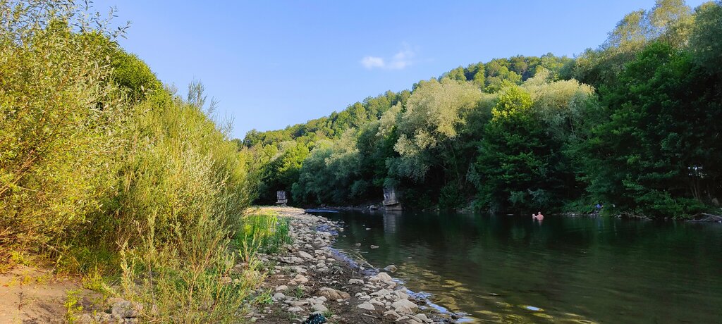 Kamp alanları В тени Тутовника, Krasnodarski krayı, foto