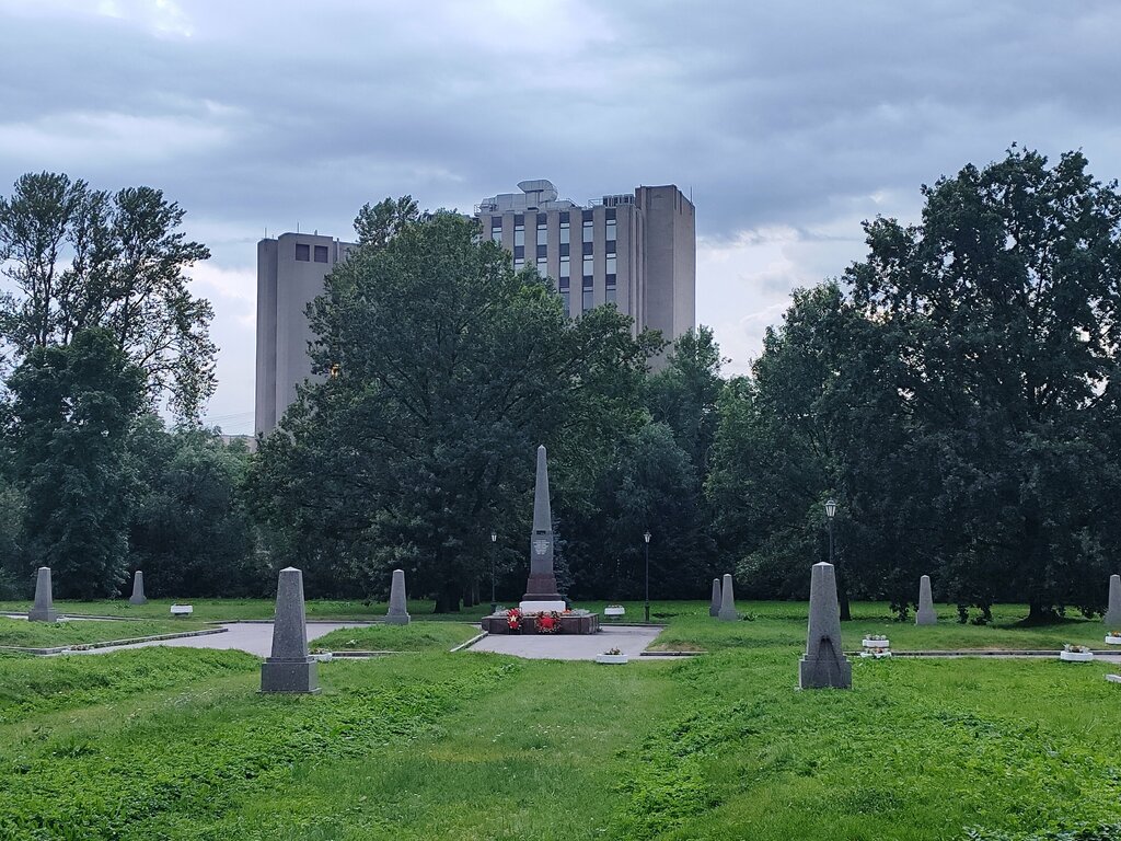 Anıt, heykel Обелиск героическим защитникам Ленинграда 1941-1943 гг, Saint‑Petersburg, foto