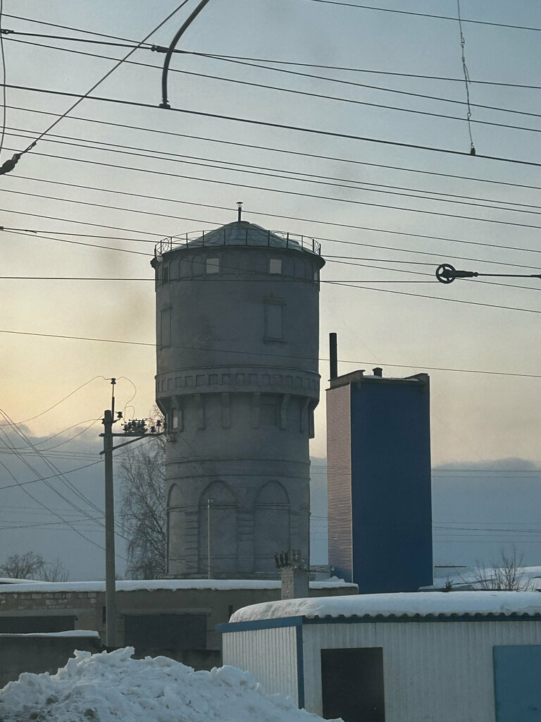 Unutulmaz olayların yeri Водонапорная башня, Vereşçagino, foto