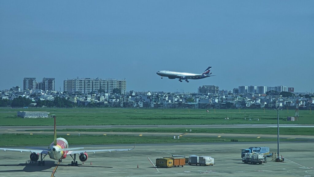Havaalanı terminali Terminal № 2 (international), Ho Chi Minh, foto