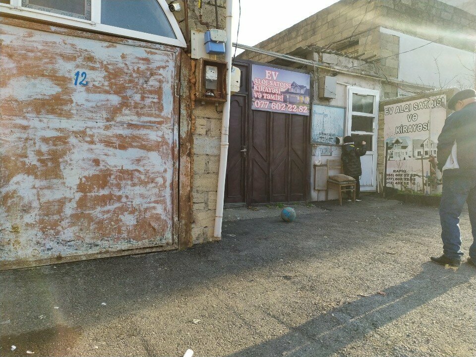 Emlak ofisi Ev alqı satqı, Bakü, foto