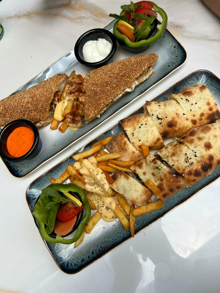 Restoran Tatbilah A&J, Abu Dabi, foto