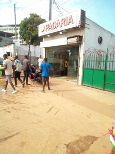 Padaria (Luanda Province, Municipality of Luanda, Prenda), ekmek fırını  Loanda'dan