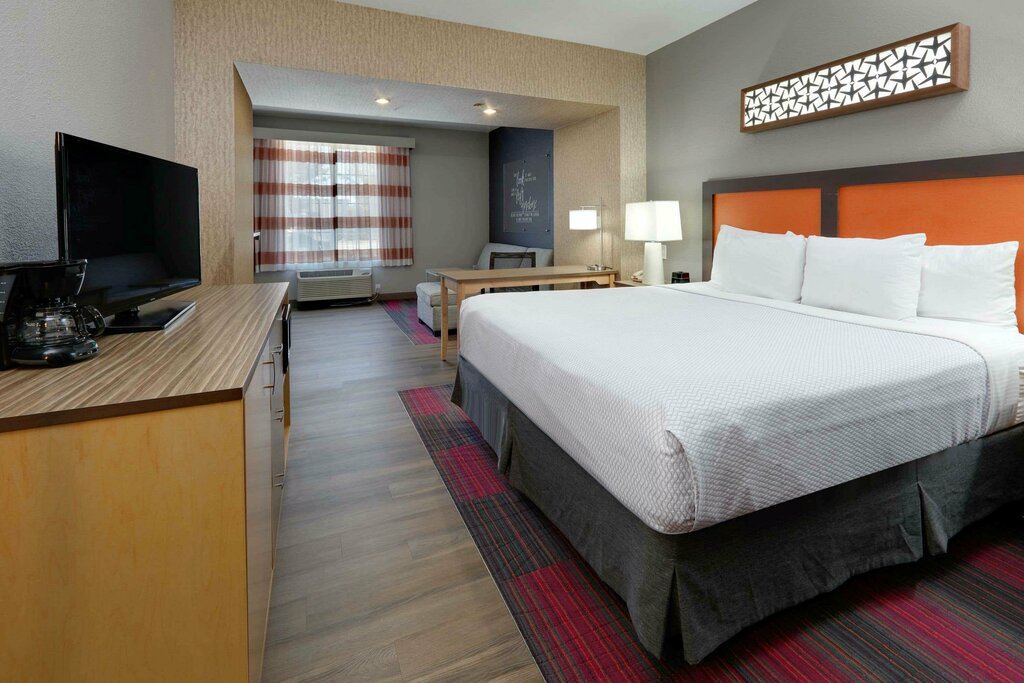 Otel La Quinta Inn & Suites by Wyndham Dallas Love Field, Dallas, foto
