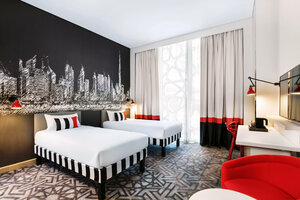Ibis Styles Dubai Airport Hotel (Ibis Styles Dubai Airport Hotel, Al Garhoud, Deira, Dubai), otel  Dubai'den