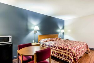 Rodeway Inn North Chesterfield-Richmond (Virginia, Chesterfield County, Chester), otel  Virginia'dan