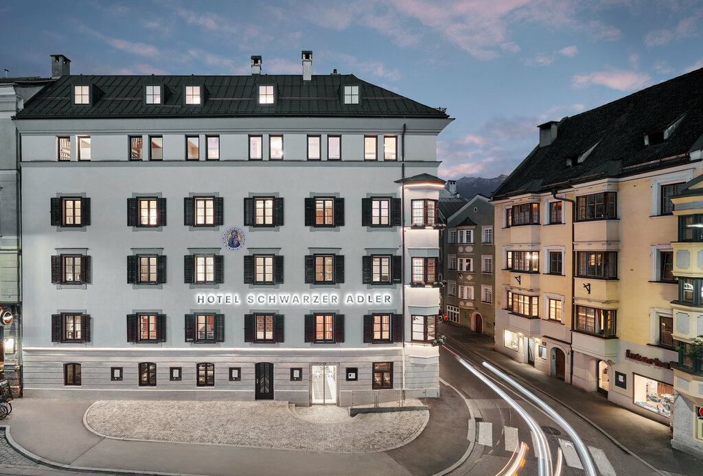 Otel Hotel Schwarzer Adler, Innsbruck, foto
