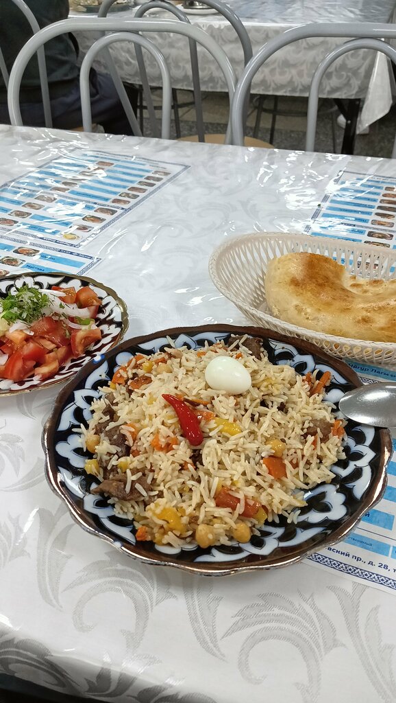 Kafe O'zbegim, Saint‑Petersburg, foto