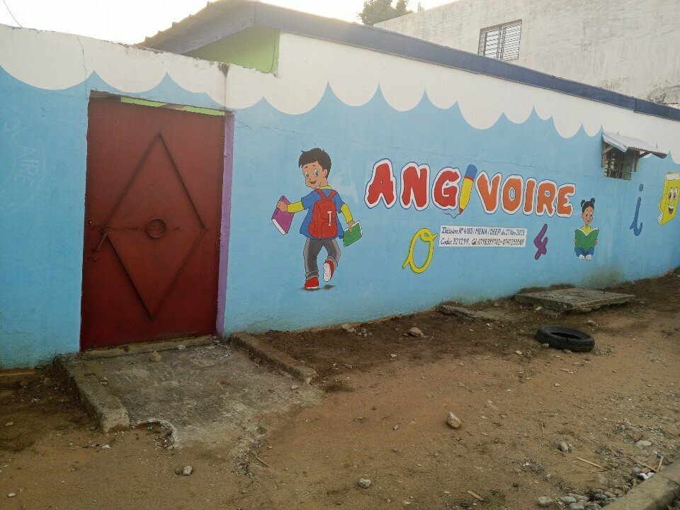 i̇lkokul Groupe Scolaire Angivoire, Abican, foto