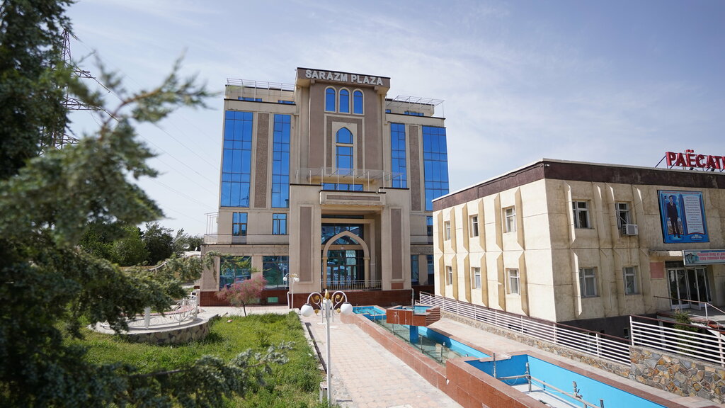 Otel Sarazm Plaza, Pencikent, foto