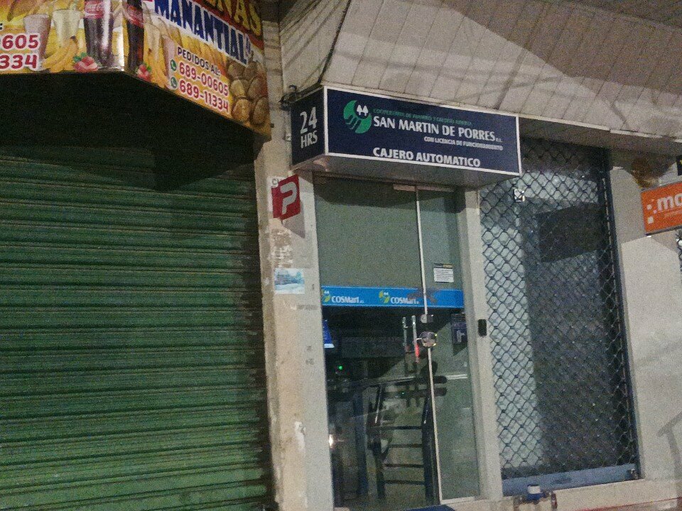 ATM'ler ATM San Martin de Porres, Santa‑Krus, foto
