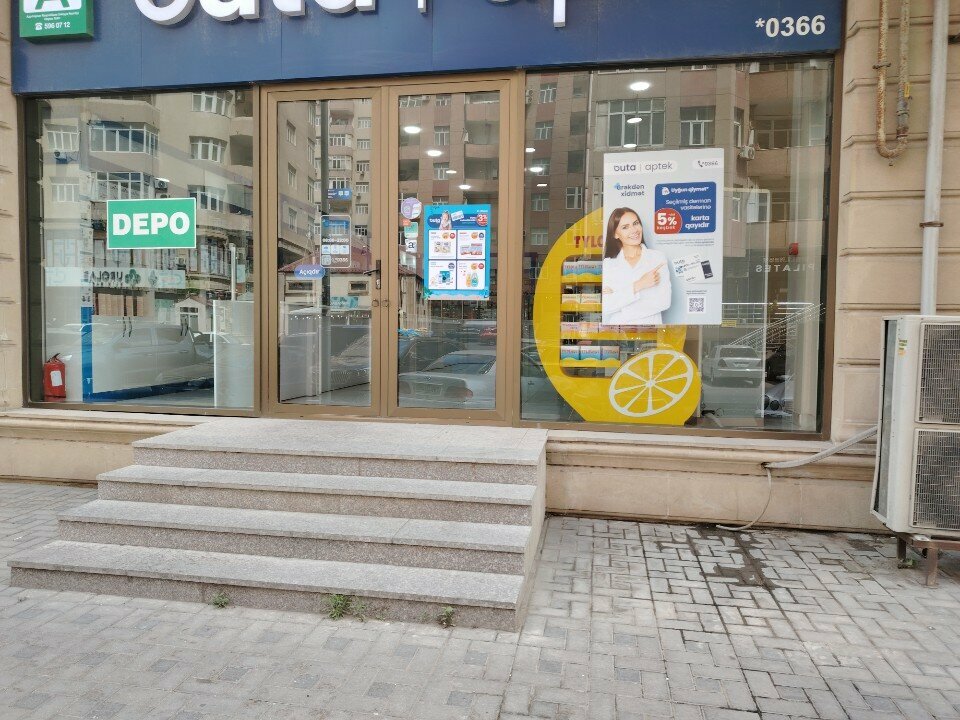 Eczaneler Buta Aptek, Bakü, foto
