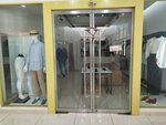 Guwoh Fashion (Maputo, KaMpfumo, Bairro da Sommershield), alışveriş merkezleri  Maputo'dan